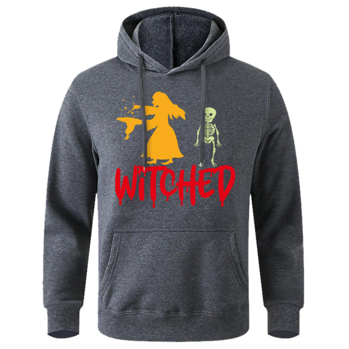 Sudadera con capucha de una bruja que transforma los hechizos y el ...