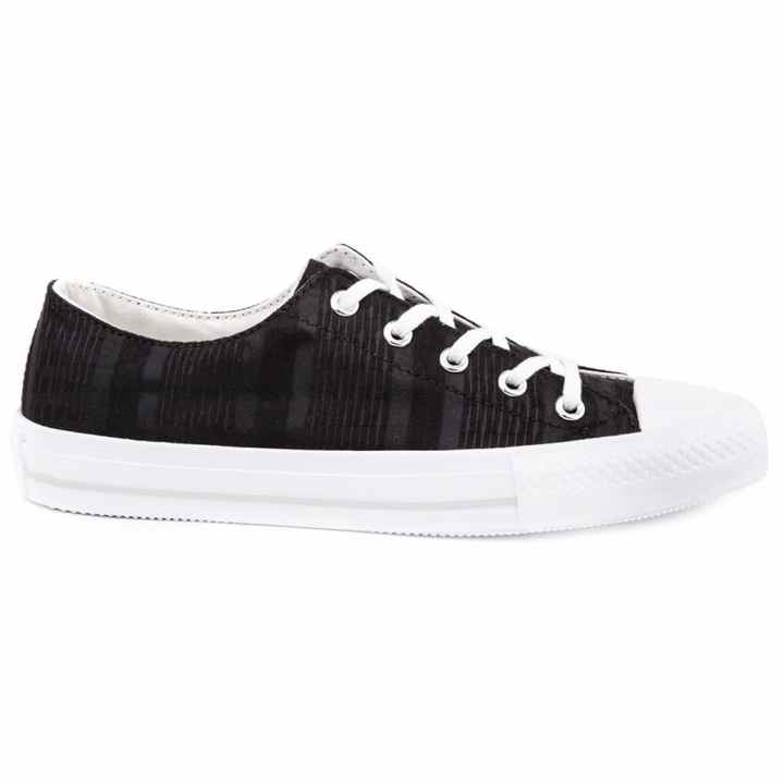 Converse Breakpoint | Miravia